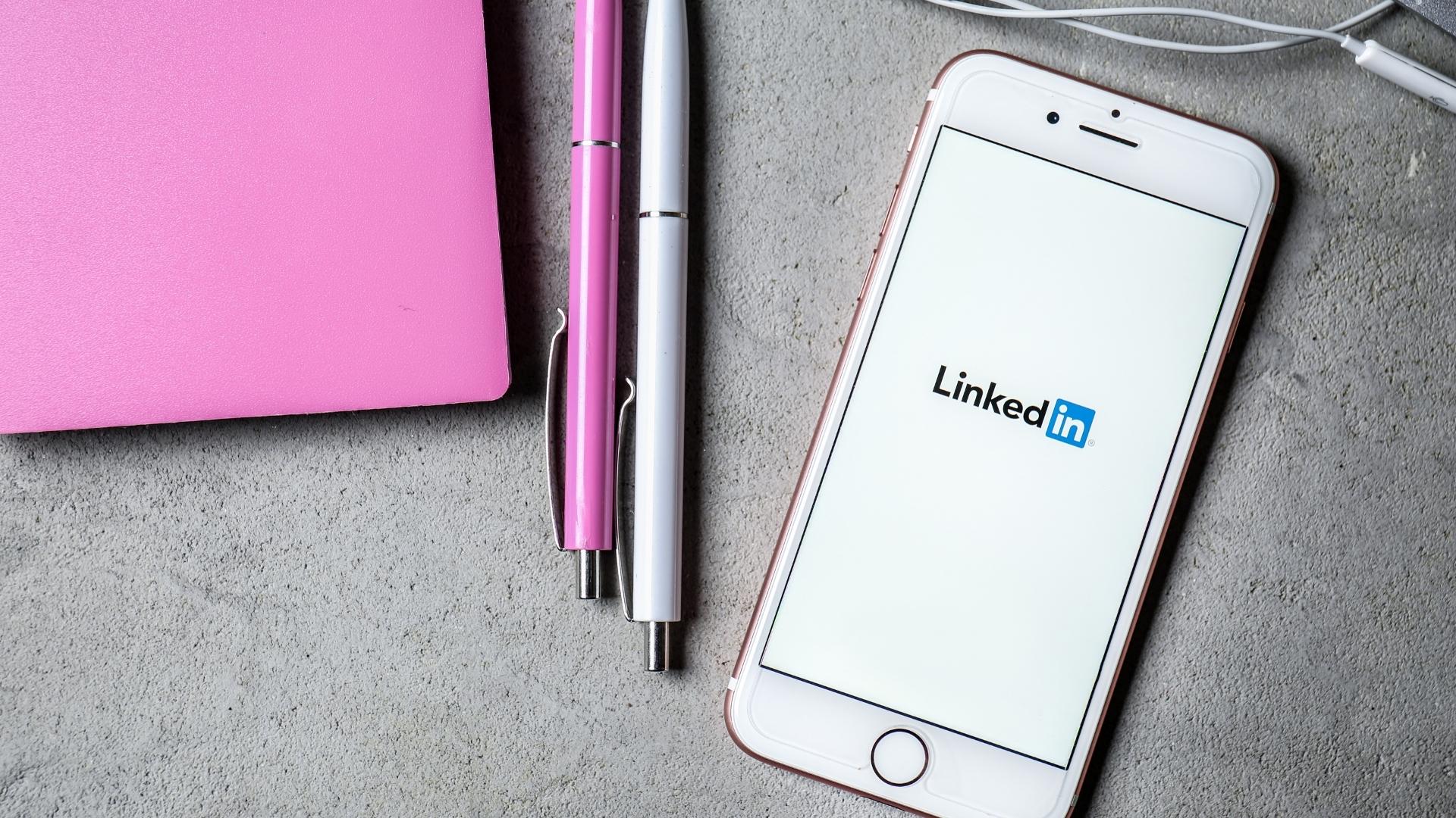 How to Get More Views on LinkedIn Posts | 11 Tips for 2022 - PostBeyond
